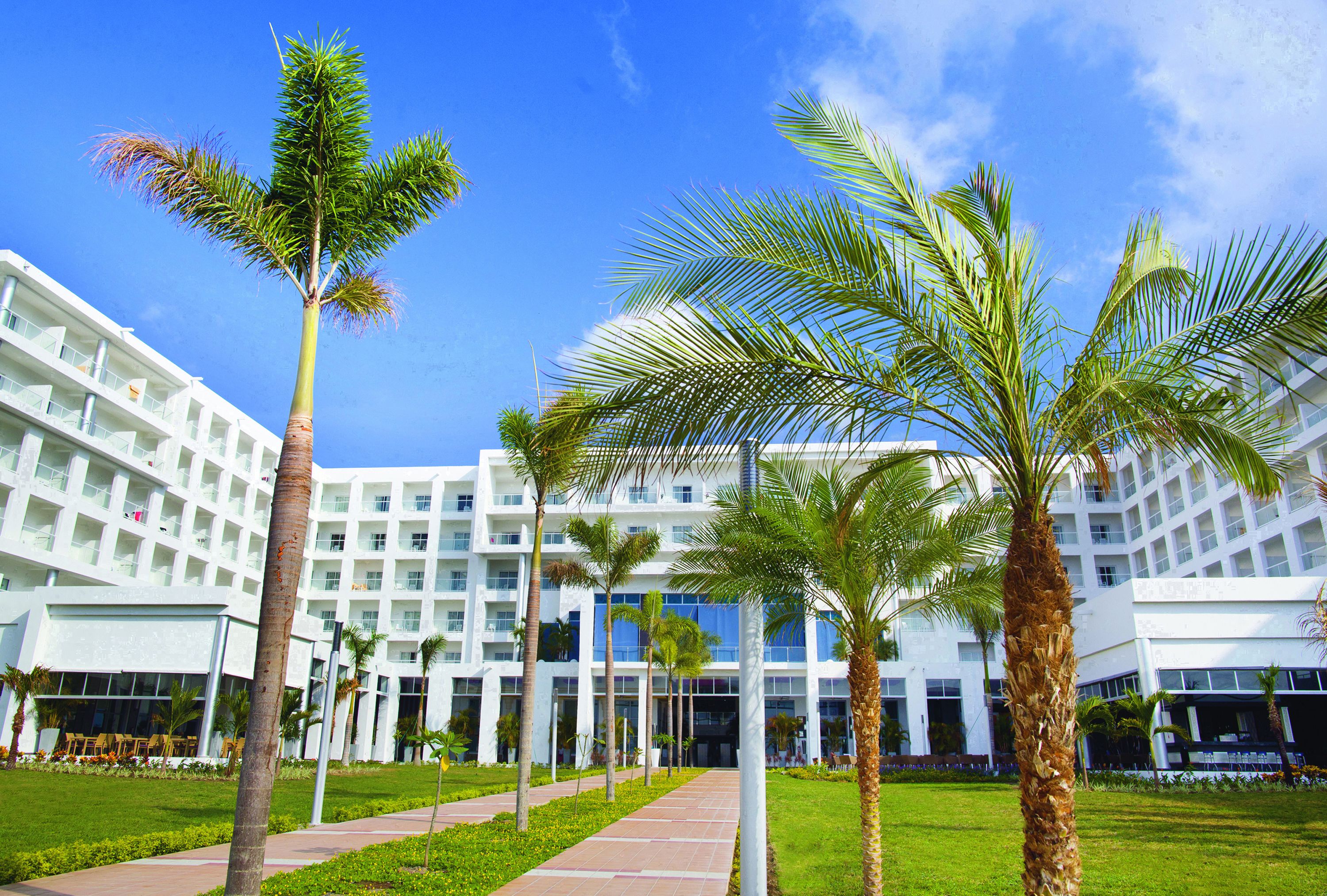 Riu Playa Blanca All-Inclusive Resort