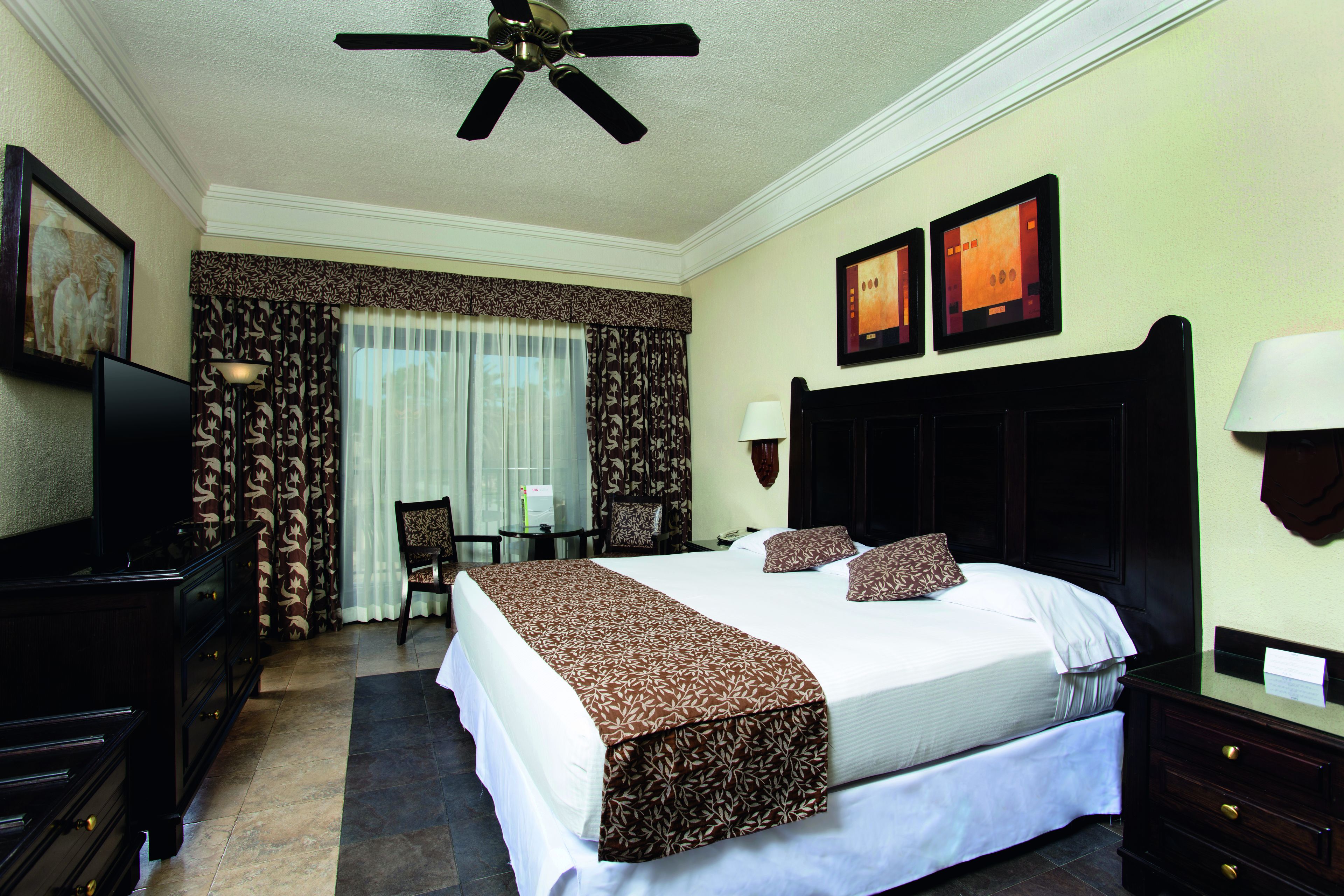 Riu Santa Fe All-Inclusive Resort